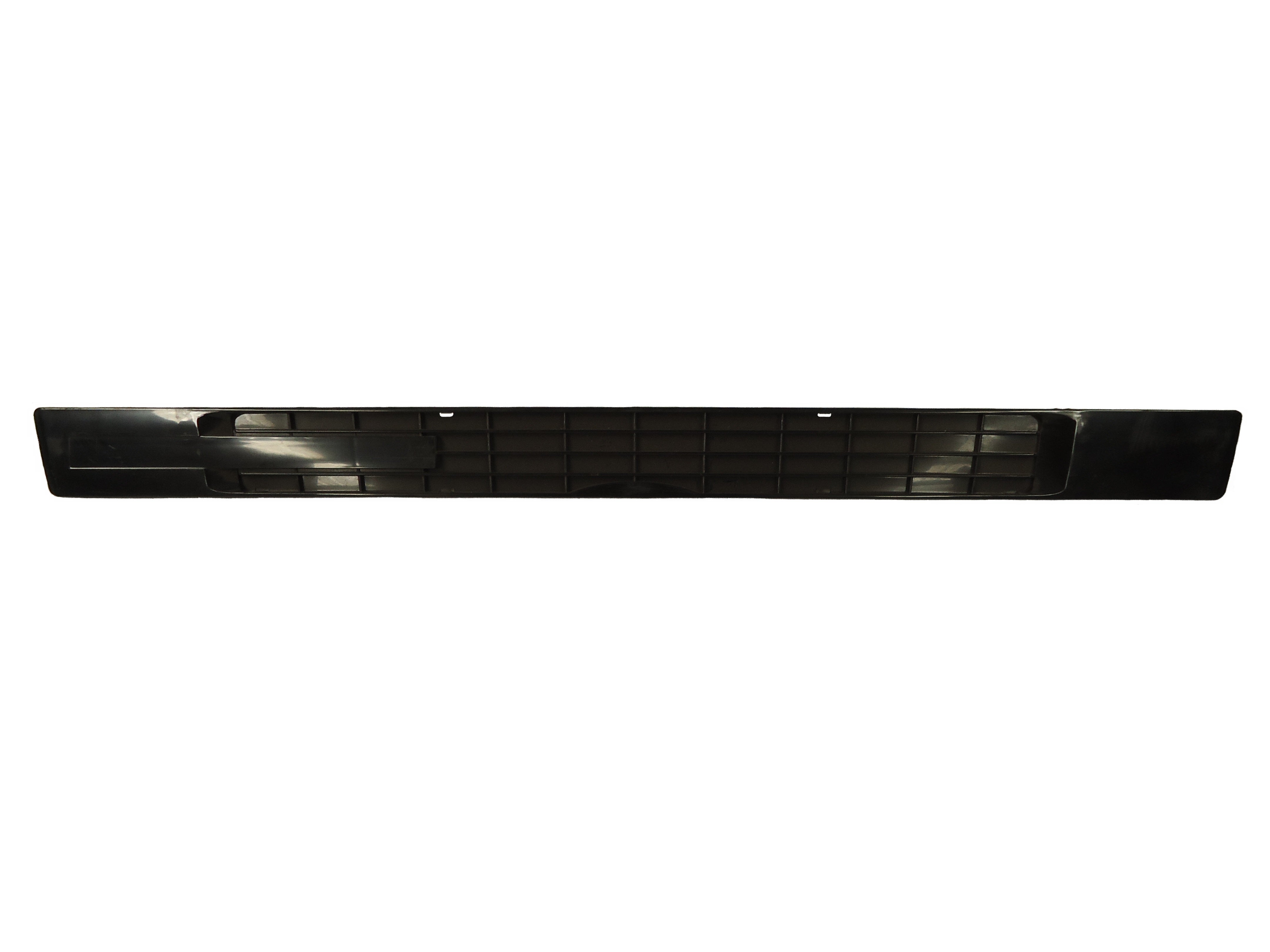 Front Panel Grille – Upper – To Suit Nissan UD CW (02-04/08)
